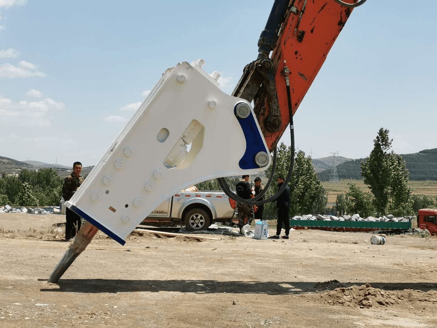 Conical Hydraulic Hammer Chisel (Slotted) - Shandong Jueqi Machinery ...